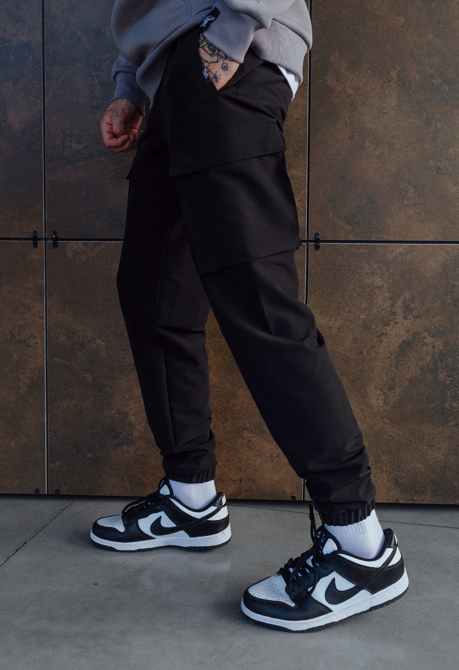 Брюки карго чоловічі Staff cargo 01 spandex black чорні недорогі з ...