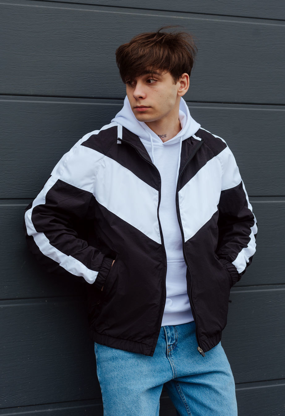 Вітровка чоловіча Staff gu c3 чорно-біла молодіжна демісезонна легка купити