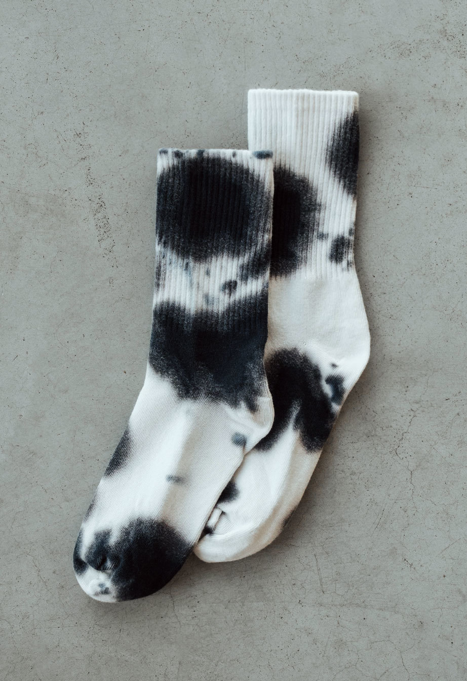 Чоловічі шкарпетки Staff tie-dye b&w біло-чорні тай-дай для хлопця ...