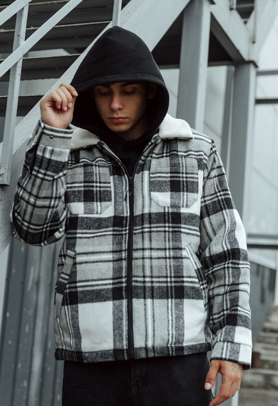 Куртка сорочка чоловіча з хутром Staff Fo C1 біло чорно сіра недорога утеплена в клітинку осінь ціна