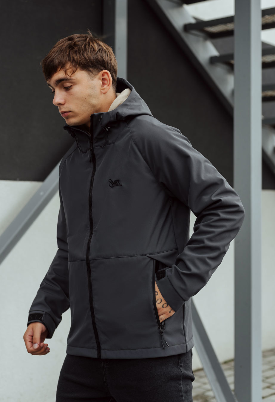Чоловіча куртка Staff ita soft shell graphite графітового кольору легка водонепроникна з ...