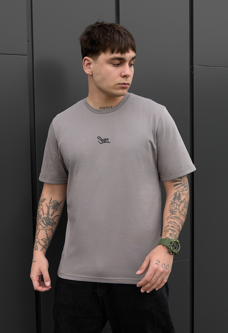 Футболка чоловіча Staff gray logo сіра бавовняна для хлопця з логотипом купити
