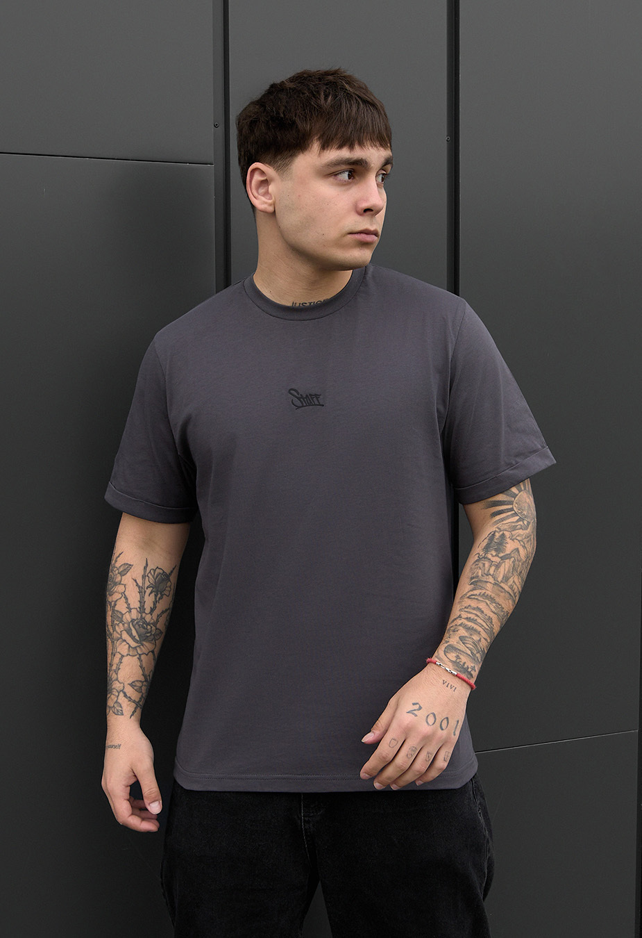 Футболка чоловіча Staff dark gray logo темно-сіра з логотипом бавовняна молодіжна ціна