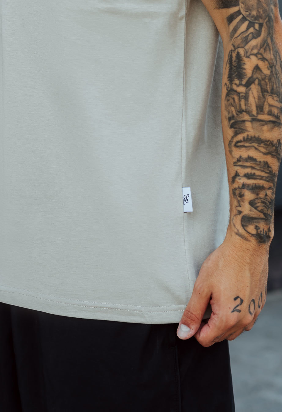 Футболка чоловіча Staff light gray basic світло-сіра брендова однотонна базова бавовняна купити