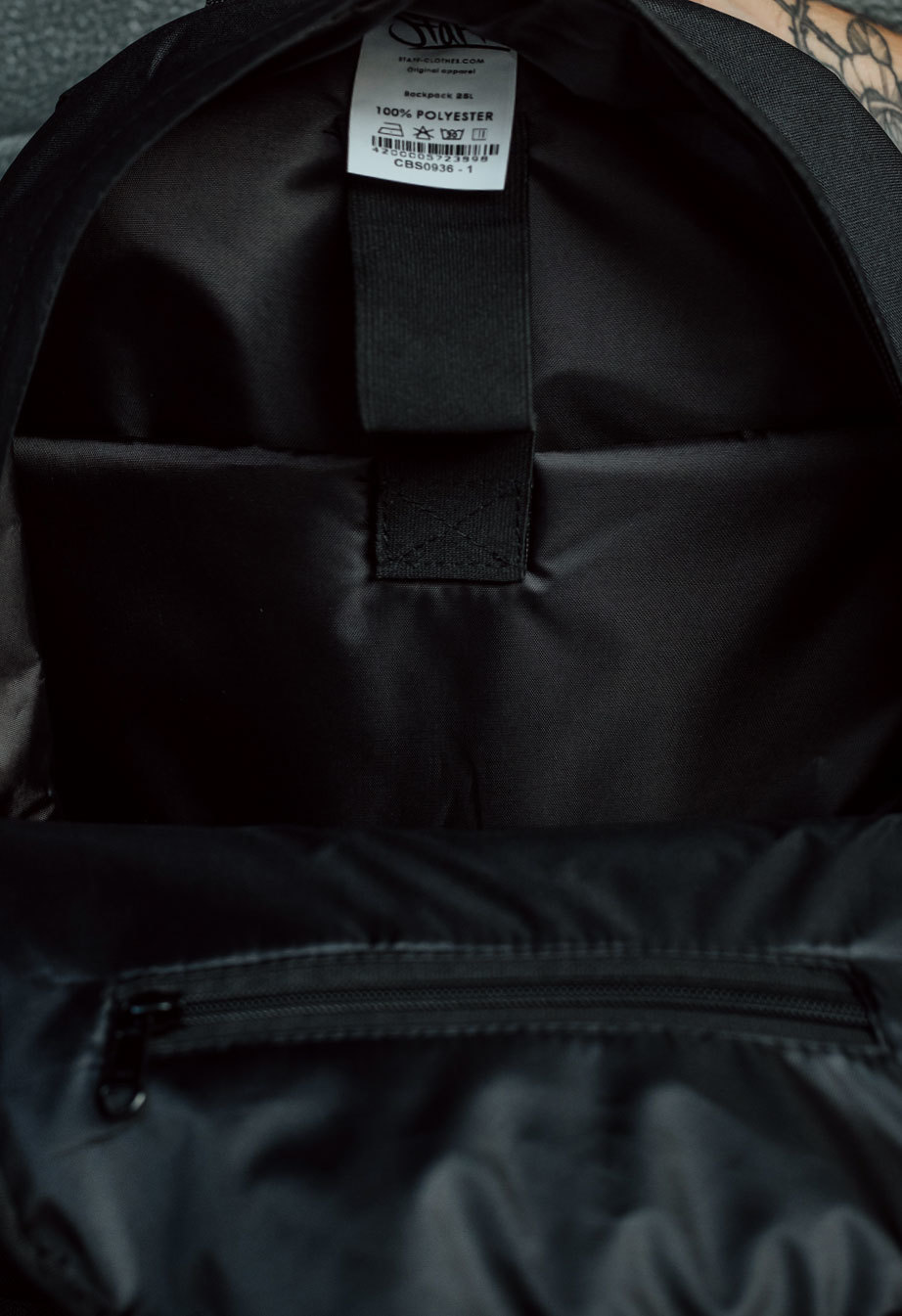 Рюкзак спортивний Staff 17L de black чорний рефлективний з логотипом ...