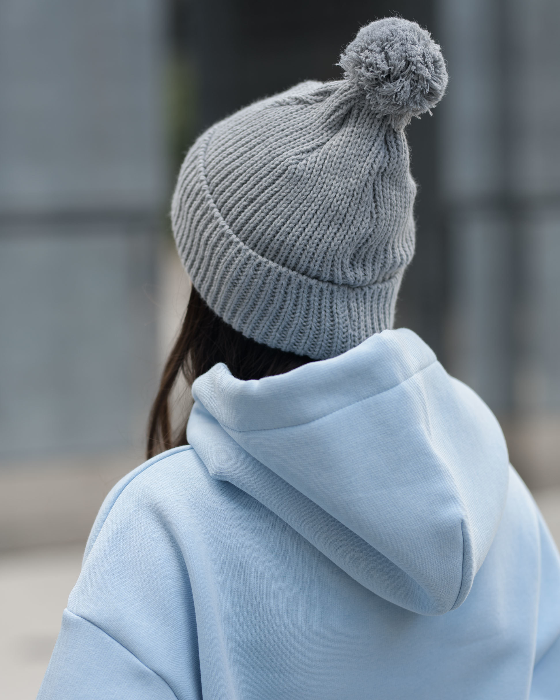 Шапка зимова жіноча Staff pompon light gray світло-сіра з відворотом з ...