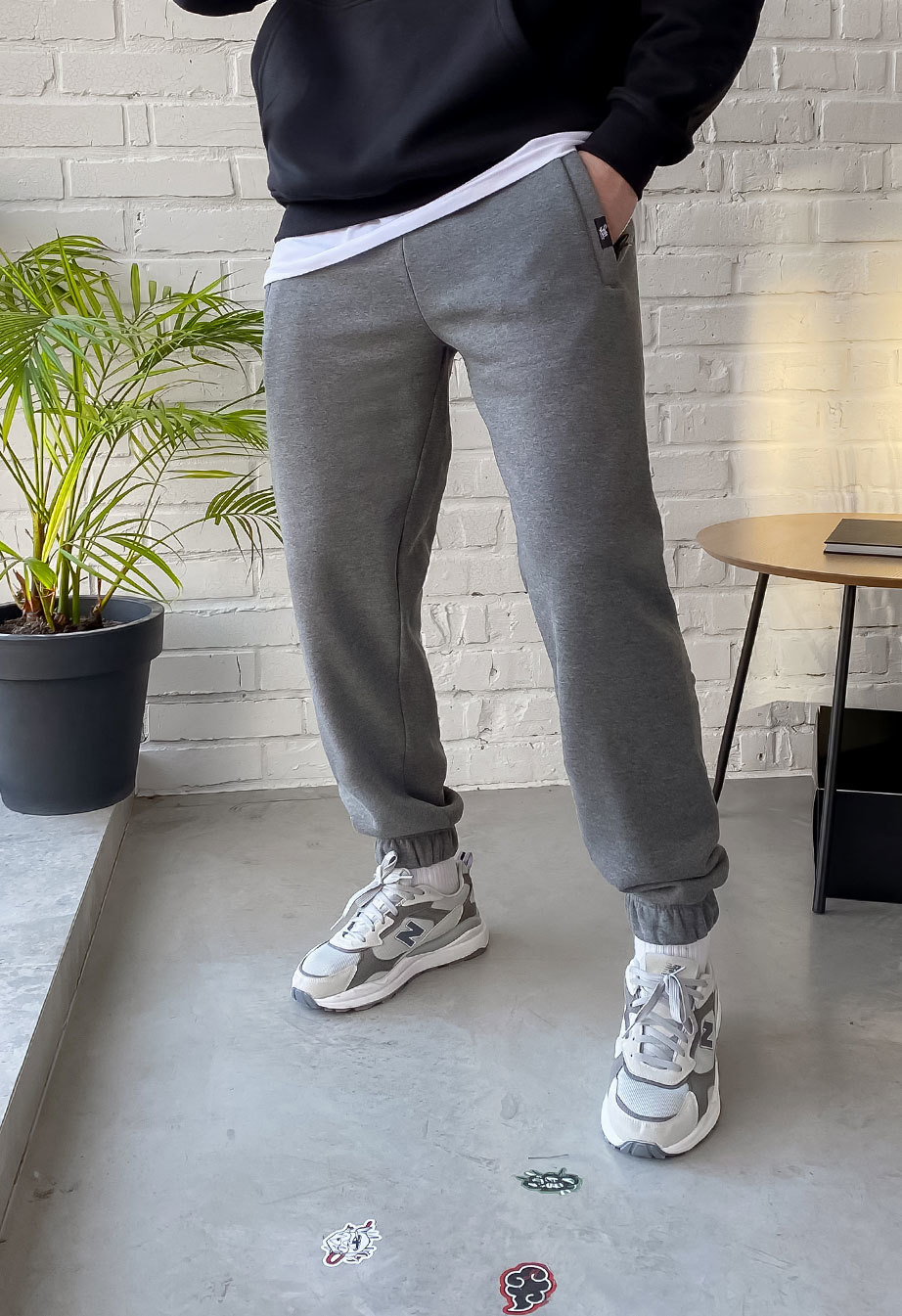 Спортивні штани чоловічі Staff mi graphite basic fleece графітового кольору базові на флісі ...