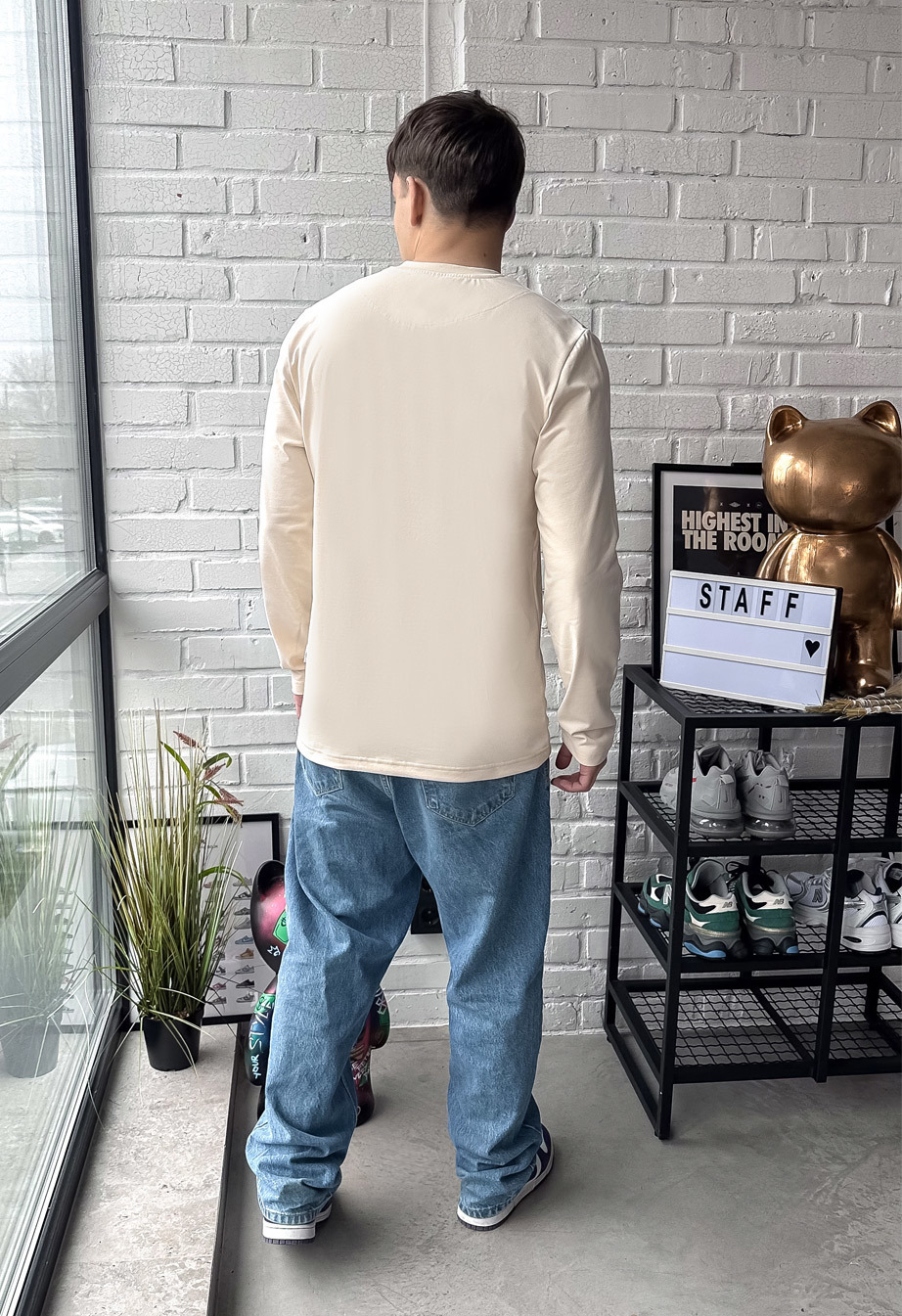 Лонгслів чоловічий Staff milk basic молочного кольору базовий для хлопця подовжений однотонний ...