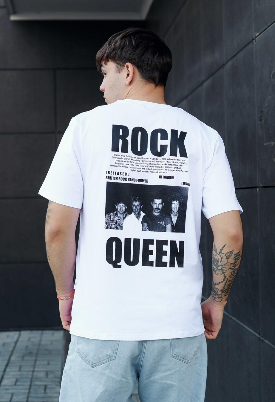 Футболка чоловіча Staff rock біла з надписом стильна з принтом ціна
