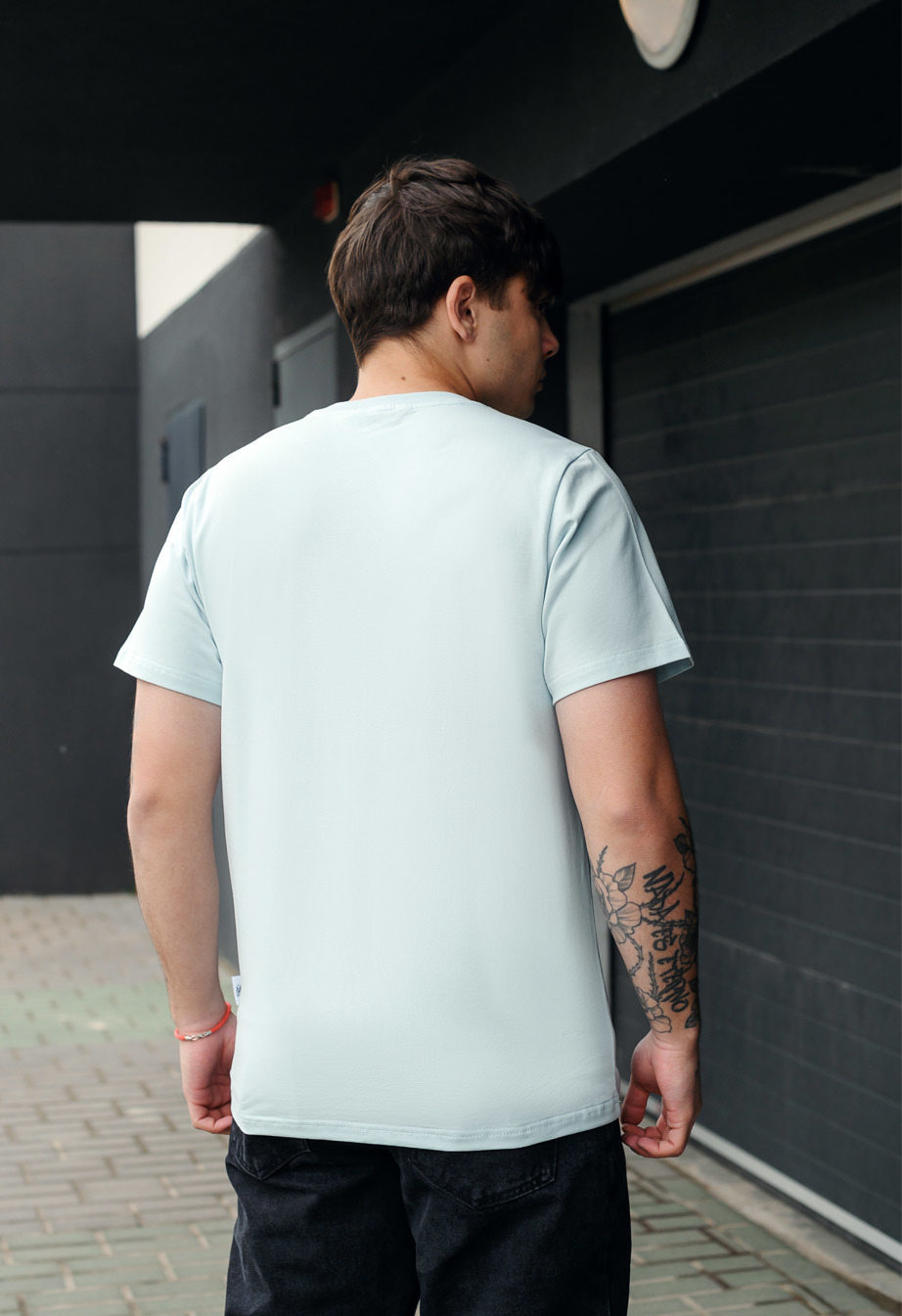 Футболка чоловіча Staff light blue basic блакитна однотонна для хлопця базова ціна