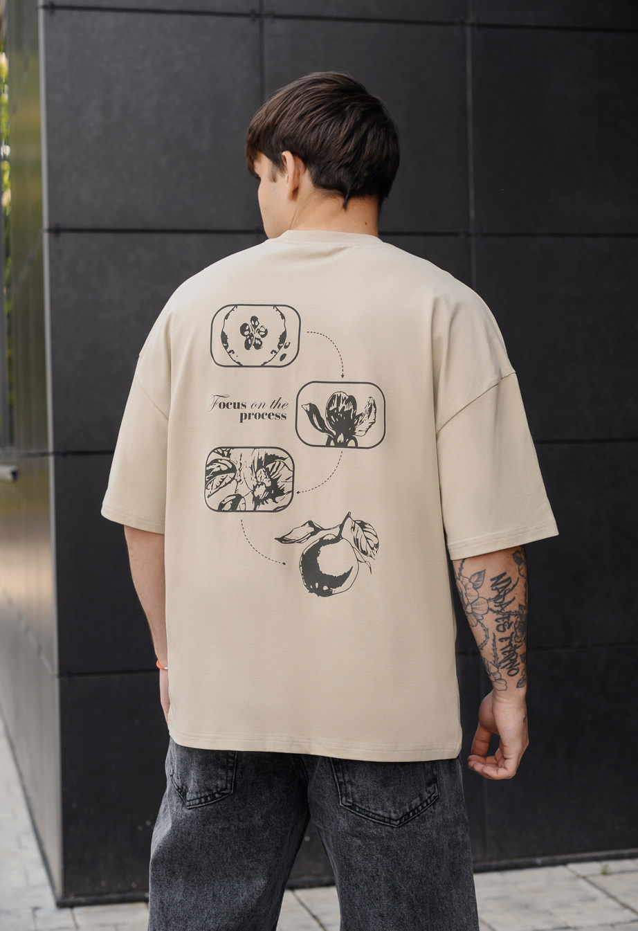 Футболка чоловіча Staff focus oversize бежева з принтом для підлітка ...