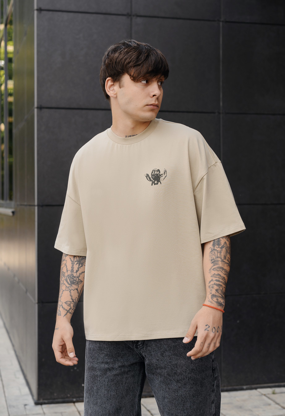 Футболка чоловіча Staff focus oversize бежева з принтом для підлітка ...