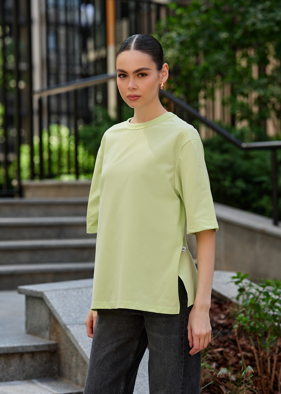 Жіноча футболка Staff vi light green oversize світло-зелена однотонна ...