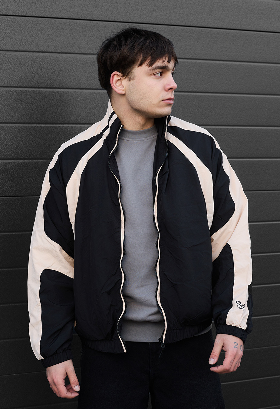 Чоловіча вітровка Staff tepy black & milk чорного/молочного кольору ...