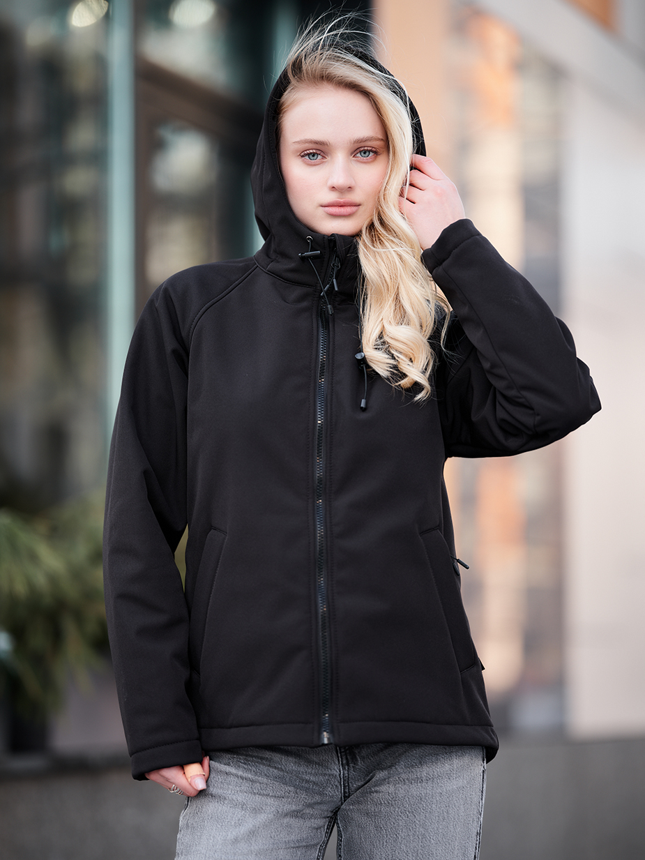 Куртка жіноча Staff soft shell so black чорна з капюшоном стильна демісезонна водонепроникна ціна