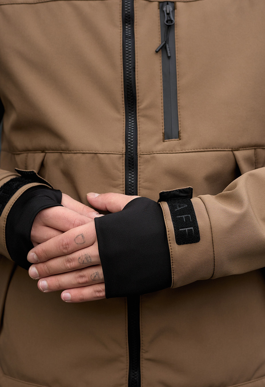 Чоловіча куртка Staff soft shell lokk brown коричнева з логотипом брендова з капюшоном легка ...