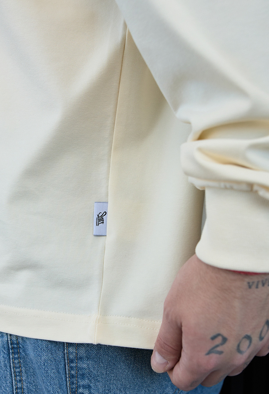 Лонгслів чоловічий Staff milk 2 oversize молочного кольору молодіжний оверсайз купити