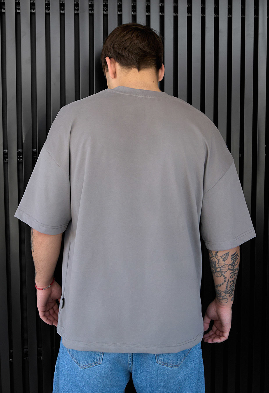 Футболка чоловіча Staff gray logo oversize сіра оверсайз брендова з логотипом ціна