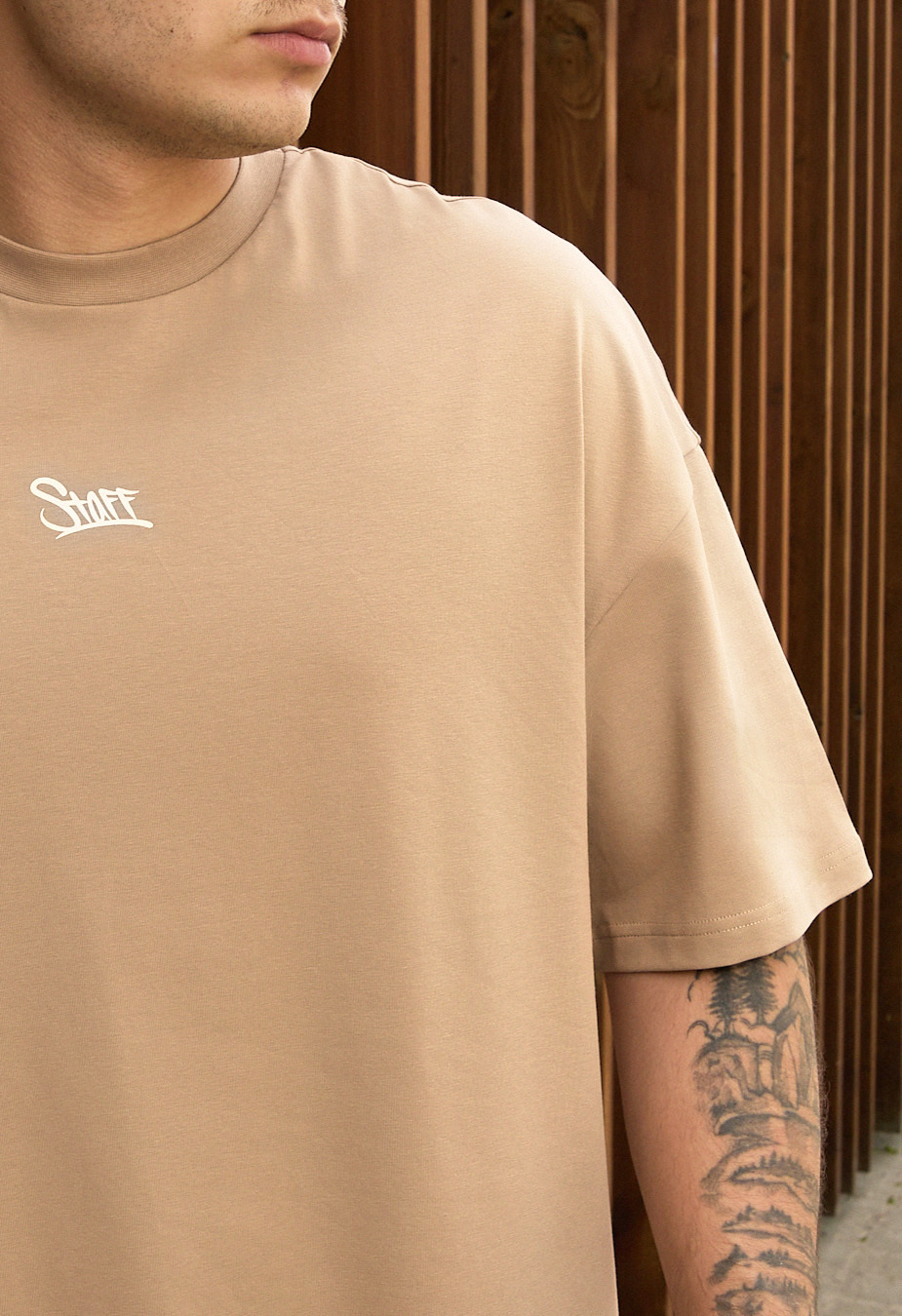 Футболка чоловіча Staff beige logo oversize бежева з логотипом стильна оверсайз купити