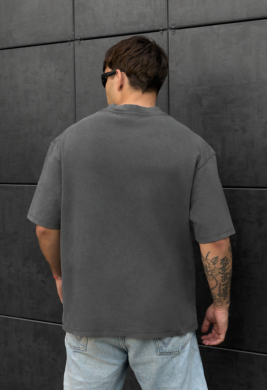 Чоловіча футболка Staff va2 dark gray oversize темно-сіра однотонна для підлітка оверсайз ...