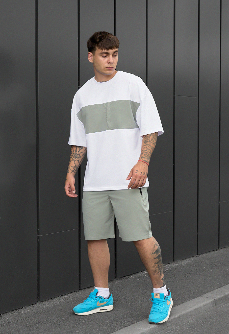Шорти і футболка чоловічі Staff patt white & light olive oversize ...